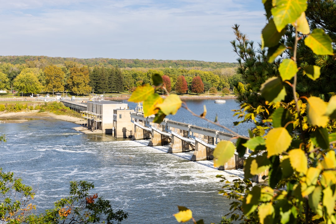 Old River Control Structure Sill Failure